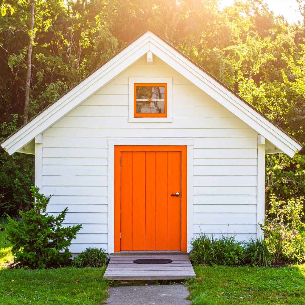 Metal Shed vs Wood Shed: Cost and Benefits Compared.