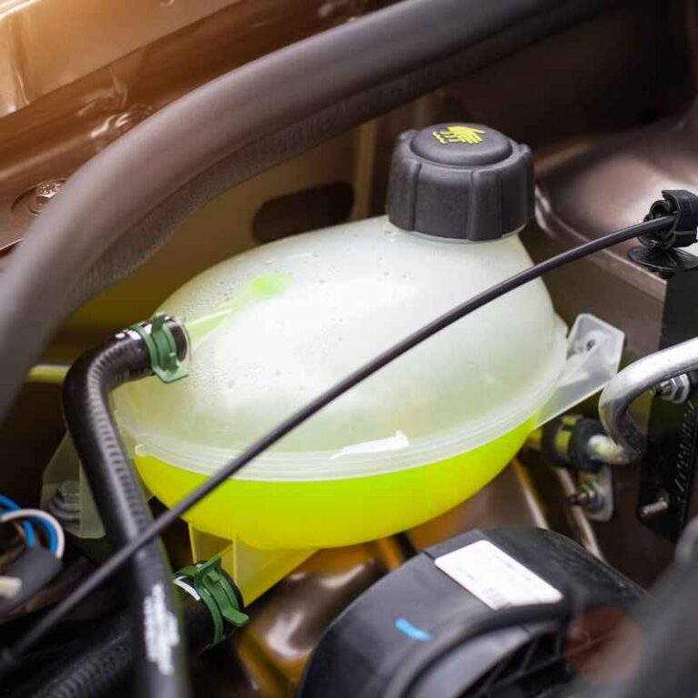 How To Refill Antifreeze Coolant In Your Car The Right Way